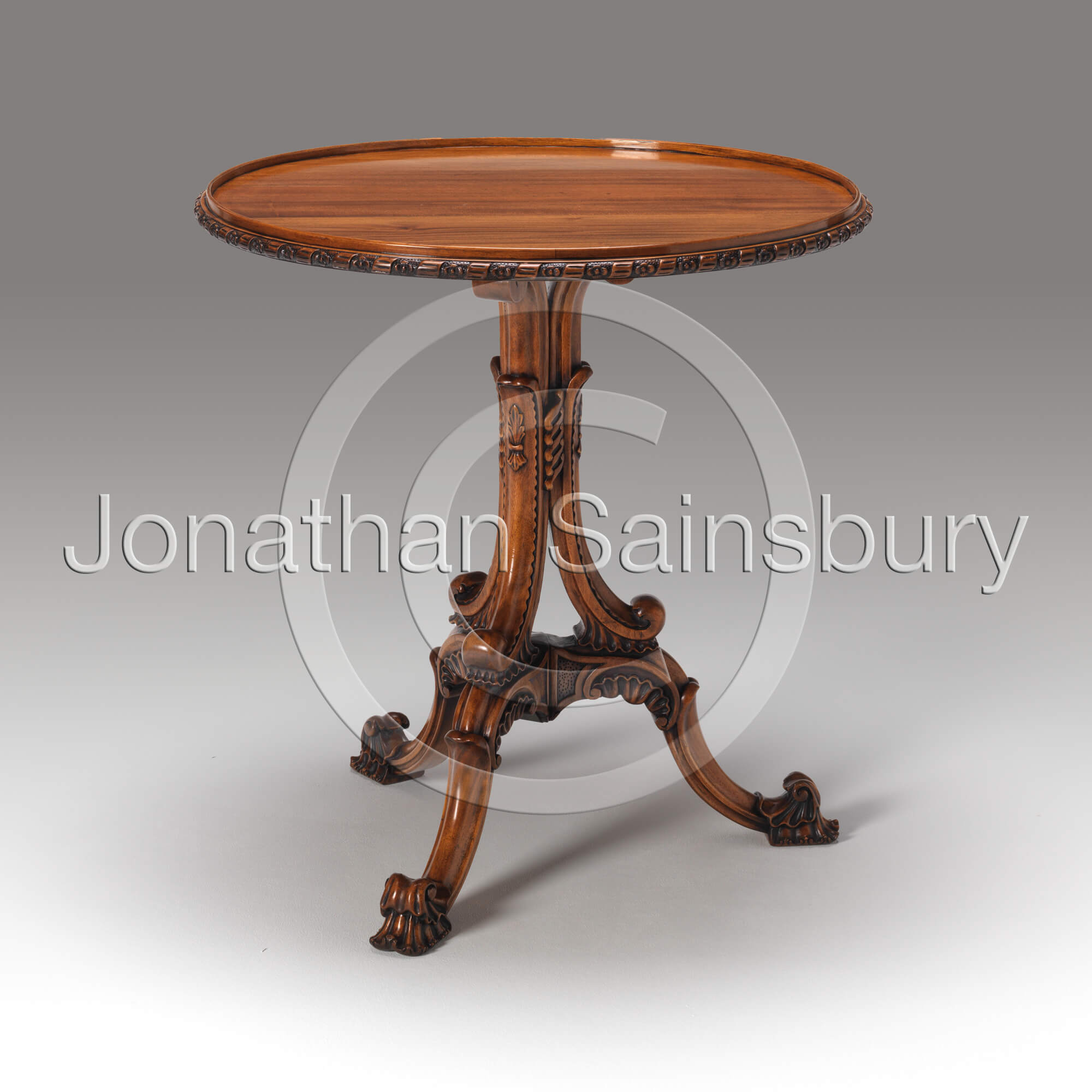 Centre, Circular and Dining Tables | Jonathan Sainsbury