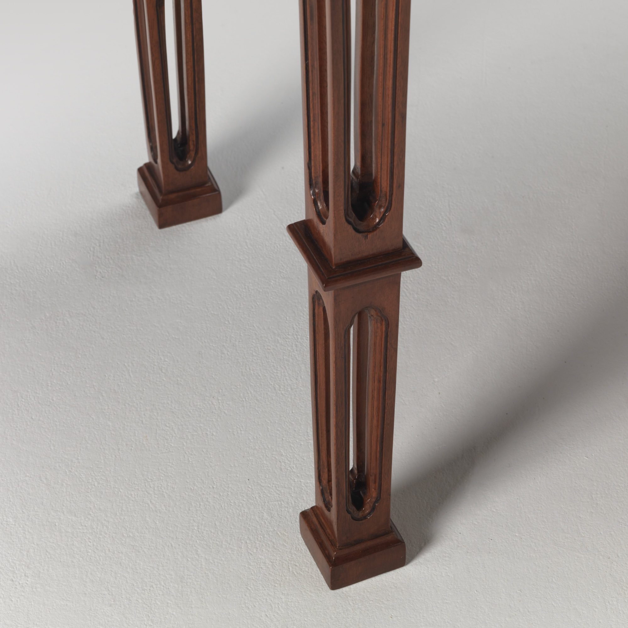 Chippendale Pierced Leg Console – Jonathan Sainsbury